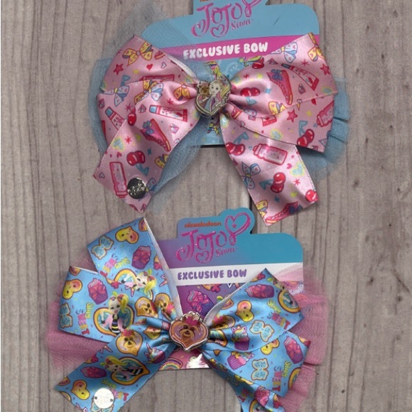 Nickelodeon | Accessories | 2 Jojo Siwa Exclusive Bows Culturefly 22 ...